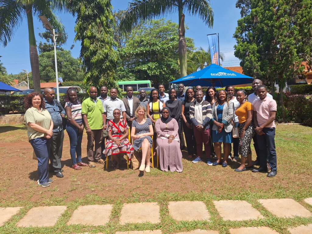 Training NEMA members in Uganda - NCEA - EN