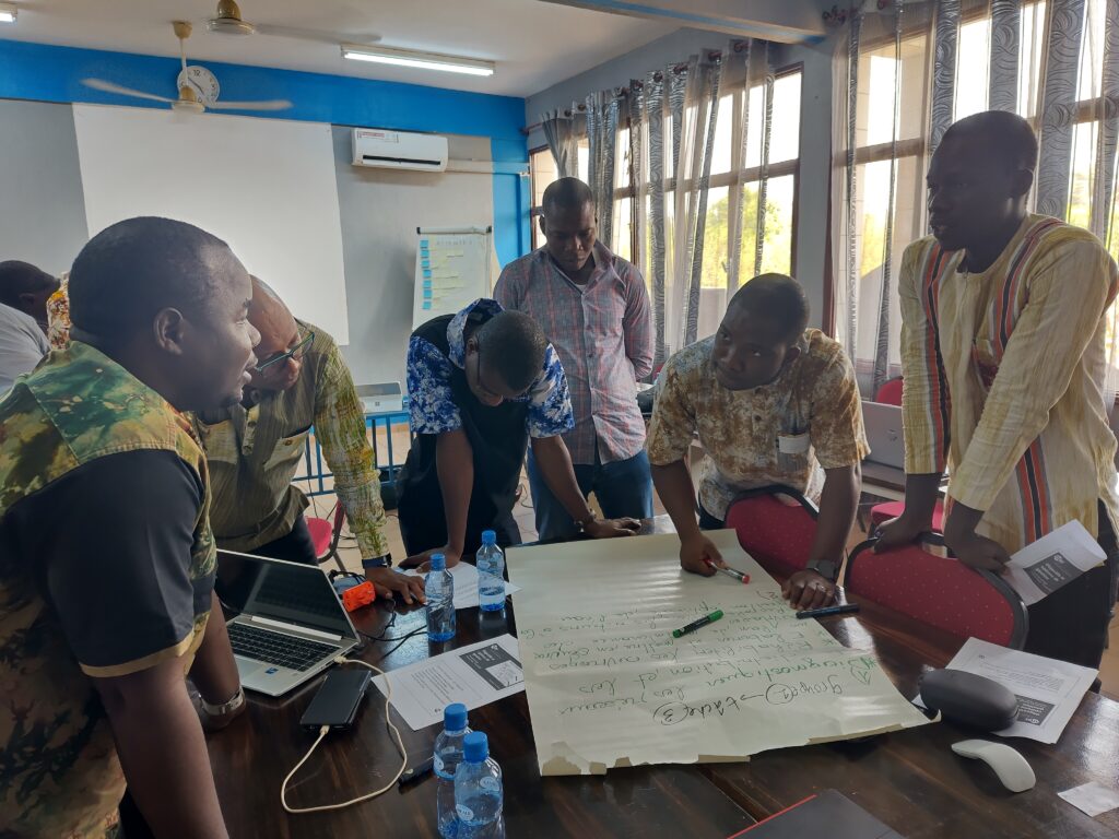 Formation à l'EES pour l'Agence de l'eau du Mouhoun - CNEE - FR